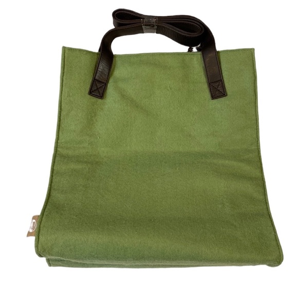 Donna Karan | Bags | Nwot Dkny Be Delicious Tote Bag | Poshmark